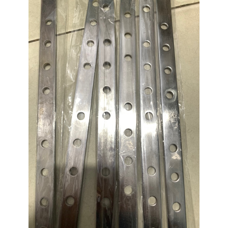 Jual Tiang Breket Panel Plat Besi Bolong Chrome Universal | Shopee ...