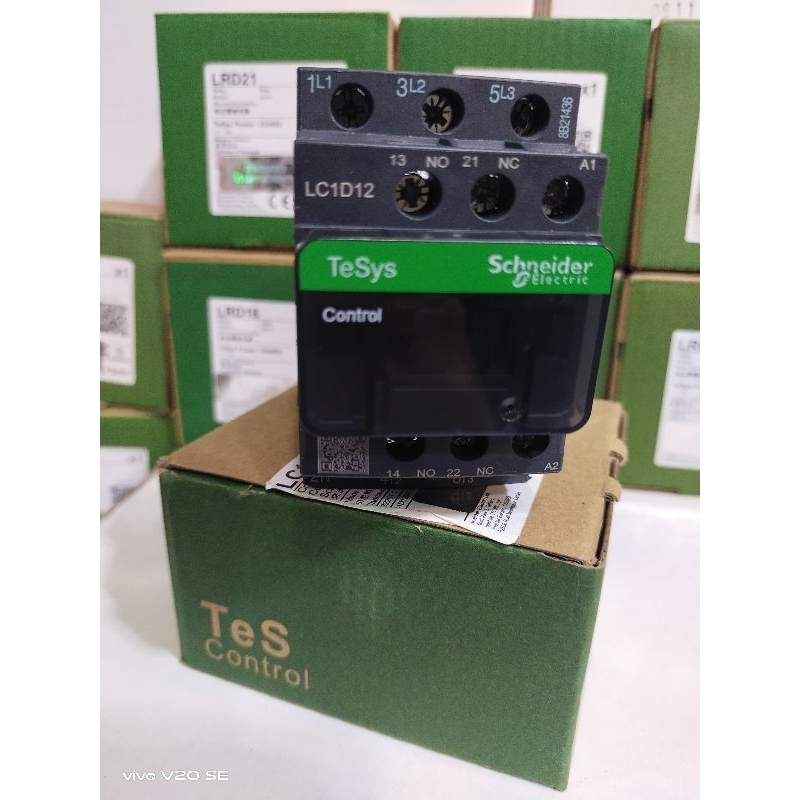 Jual kontaktor Schneider new original lc1d12f7/f7 110v 25a 3phase ...