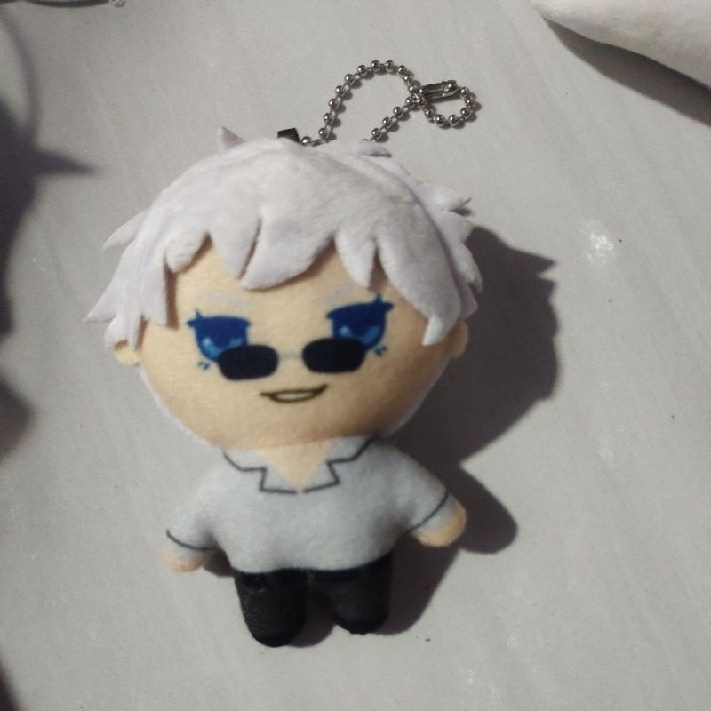 Jual round 1 pin ball jujutsu kaisen jjk itadori yuji Megumi fushiguro ...