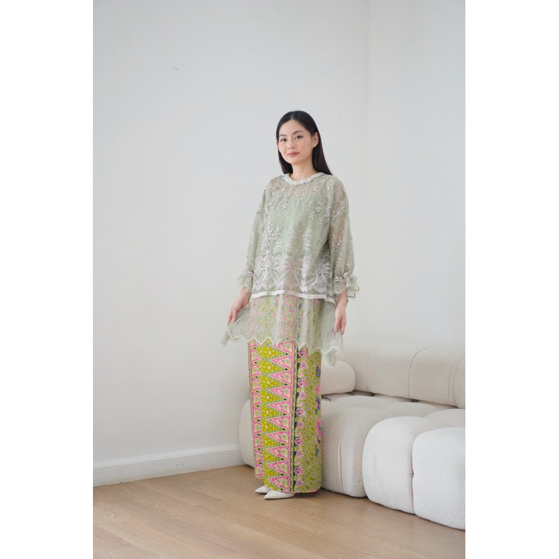 Jual SORELLINA/ALMAHYRA SET/BACA CAPTION YA/ KEBAYA/ only sage | Shopee ...