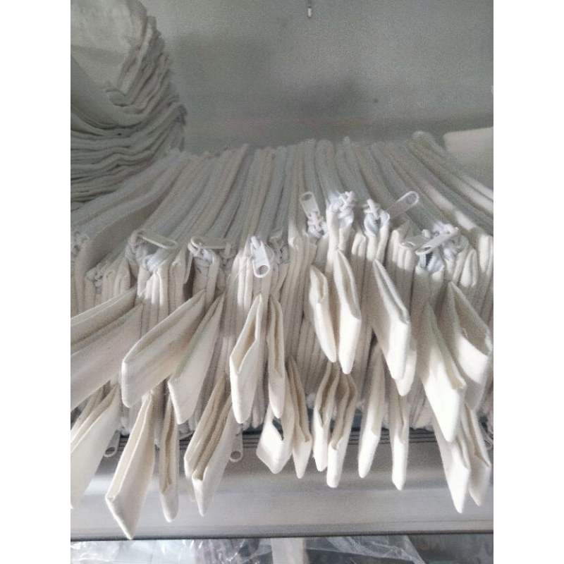 Jual Ready Stok Lepak pensil Tempat pensil Blacu polos /kotak pensil ...