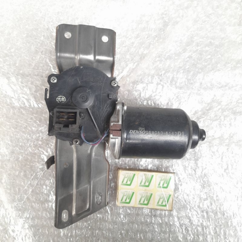 Jual Motor wiper dinamo wiper futura T120ss asli copotan | Shopee Indonesia