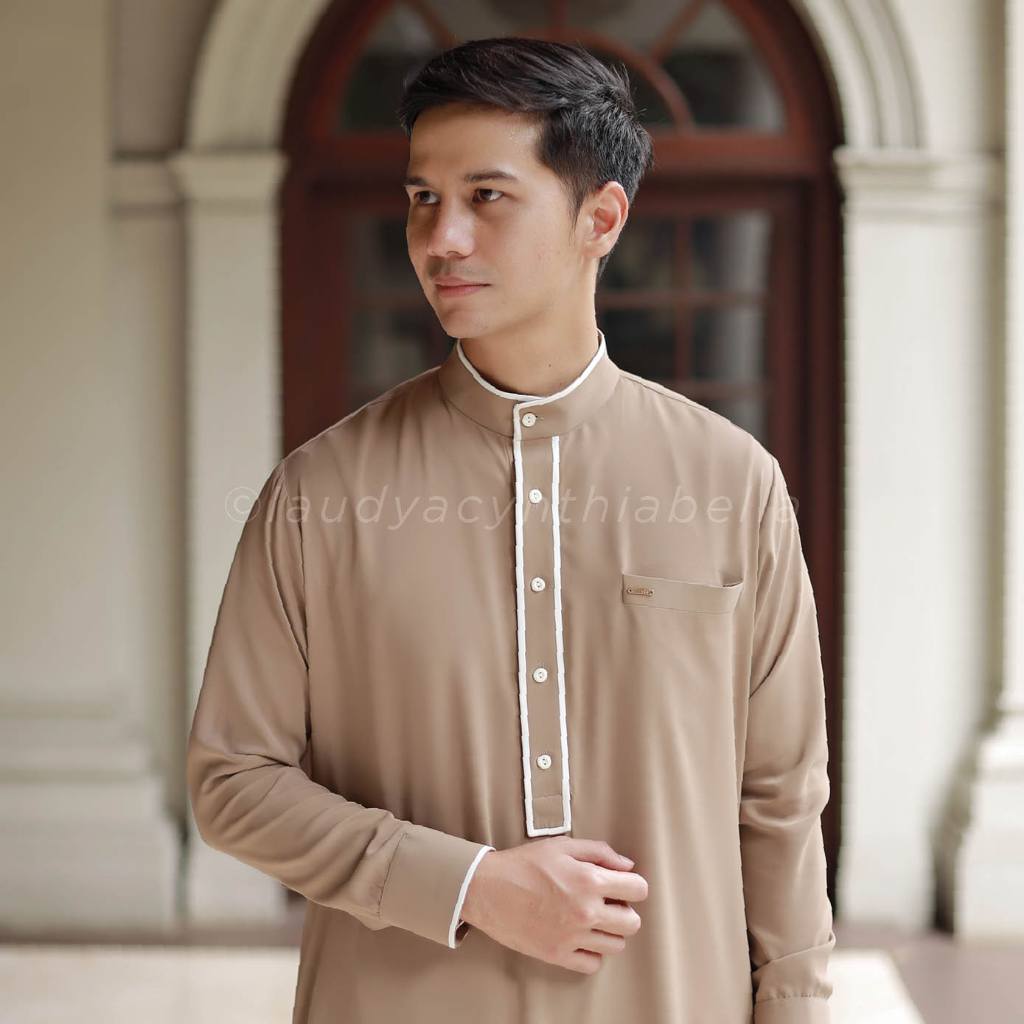 Jual LBYLCB || Thawaf Men Jubah Long Sleeve || Hajj Series | Shopee ...