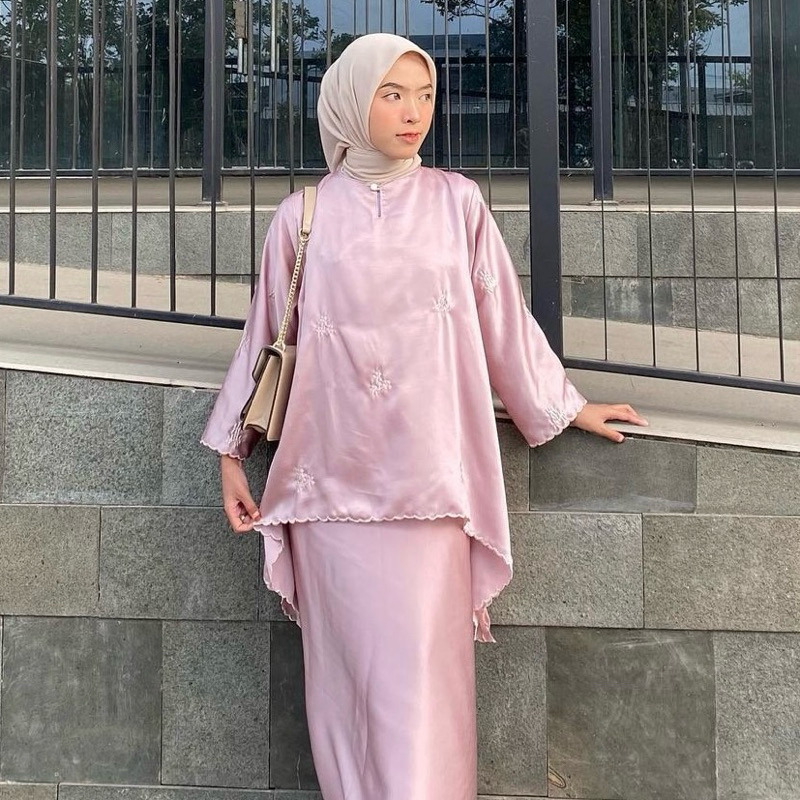 Jual FRASYA BUTIK | Set Azalea Baju Kebaya Kurung Malaysia Maxmara ...