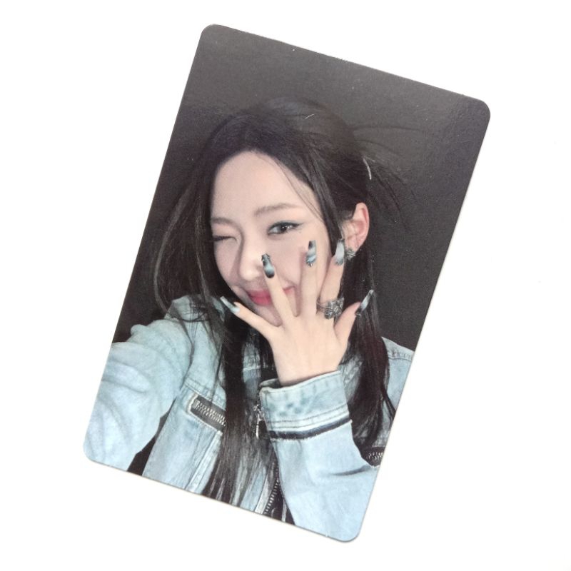 Jual official photocard babymonster ruka photobook ver | Shopee Indonesia