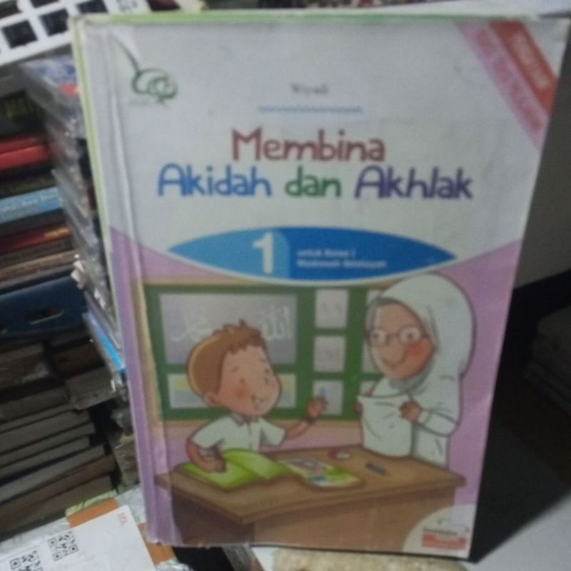 Jual BUKU MEMBINA AKIDAH DAN AKHLAK UNTUK MADRASAH IBTIDAIYAH KELAS 1 PENERBIT AQILA TIGA ...
