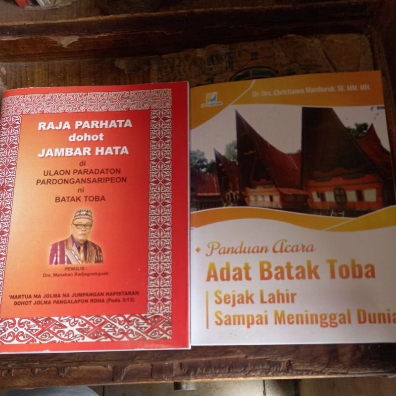 Jual KODE E82H 1 set Buku ADAT BATAK TOBA RAJA PARHATA dohot JAMBAR ...