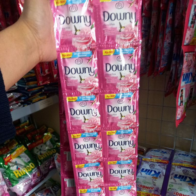 Jual Downy Sachet Floral Pink ( 24x10ml ) | Shopee Indonesia