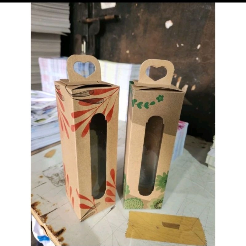Jual BOX BOTOL SOUVENIR 7x7x21 CM dan 9x9x14.5 CM FULL COLOR BOX ...