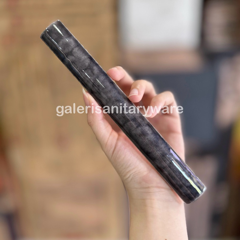Jual List Keramik Kuku Macan Premium Motif Kayu Marbel 20cm / Bon Bon ...