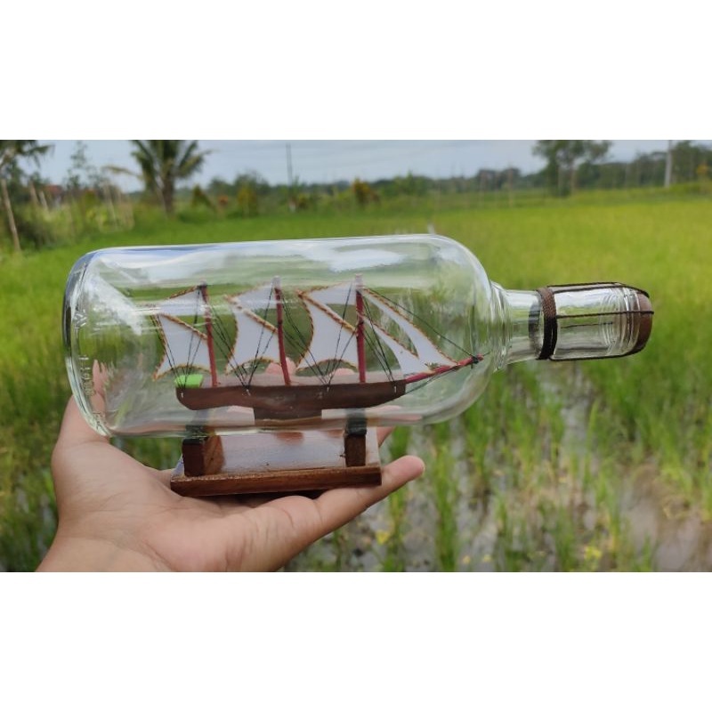 Jual Hiasan Meja Pajangan Meja Kapal Dalam Botol Kaca/ Koleksi Pajangan ...