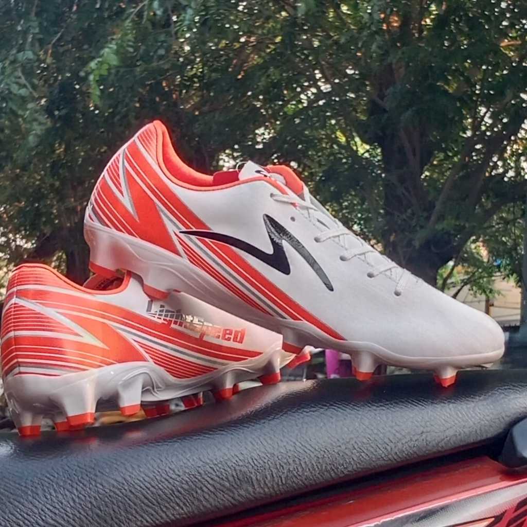 Jual Sepatu Bola Specs Lightspeed 20 FWD FG White Oxy Fire Black ...