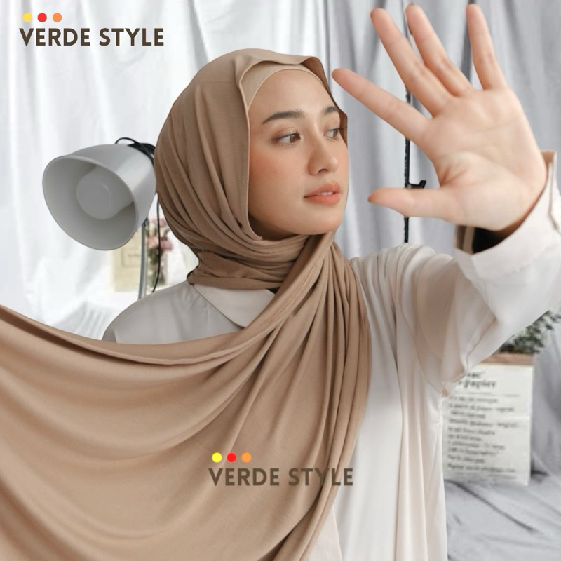 Jual 𝘃𝗲𝗿𝗱𝗲 𝘀𝘁𝘆𝗹𝗲 - Pashmina Kaos Rayon / Pasmina Kaos Rayon Turky ...