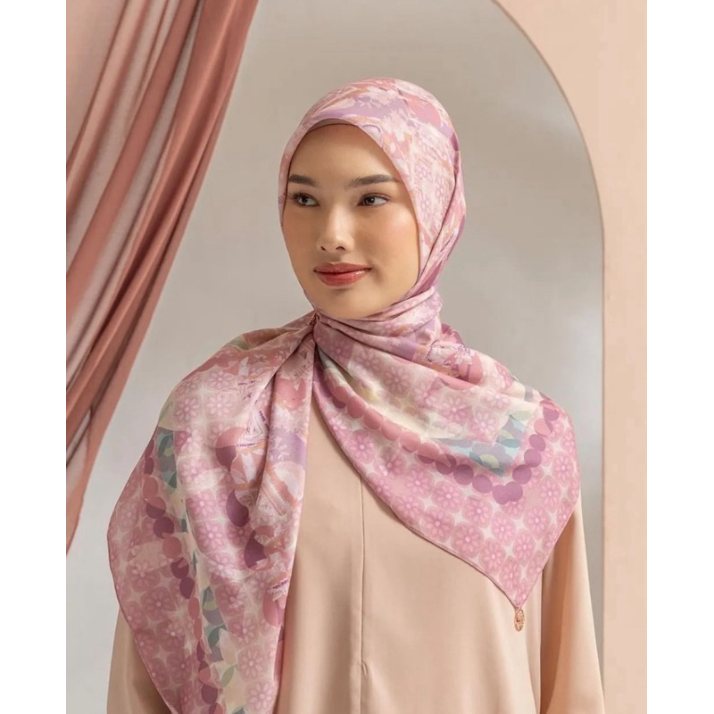 Jual LINEA SCARF RIA MIRANDA, NEW ORIGINAL WITH BOX | Shopee Indonesia