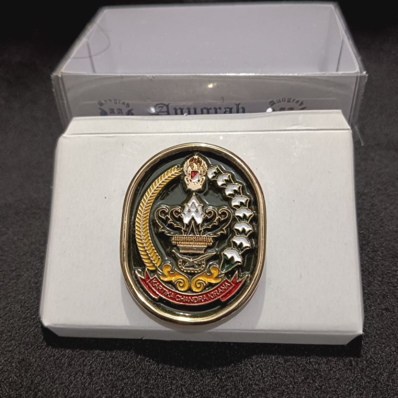 Jual brevet pin lencana persit mupus kck terbaru timbul | Shopee Indonesia