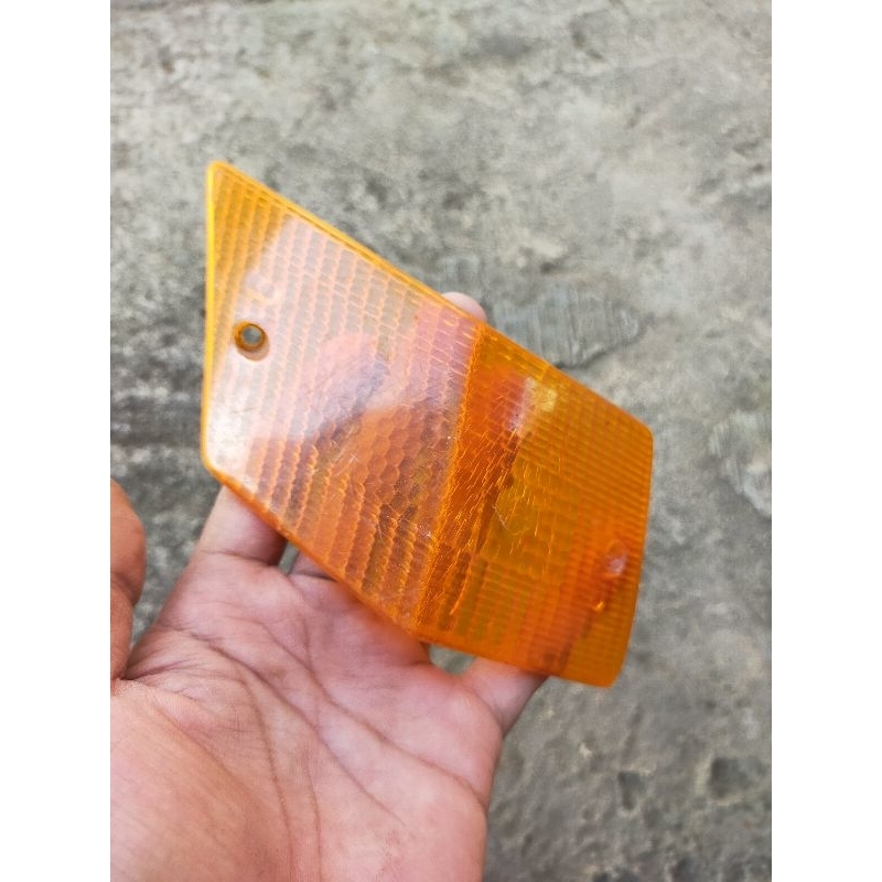 Jual Mika Lampu Sein Leting Belakang Sebelah Kiri Vespa Exel Original Bekas Copotan Motor Second ...