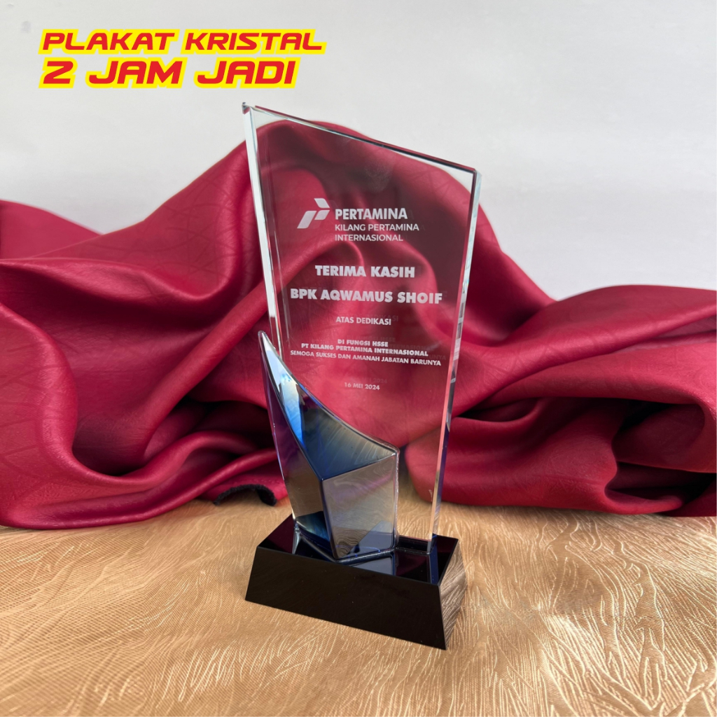 Jual PLAKAT EXPRESS | Plakat Kristal Ornamen Biru Custom Kado Wisuda ...
