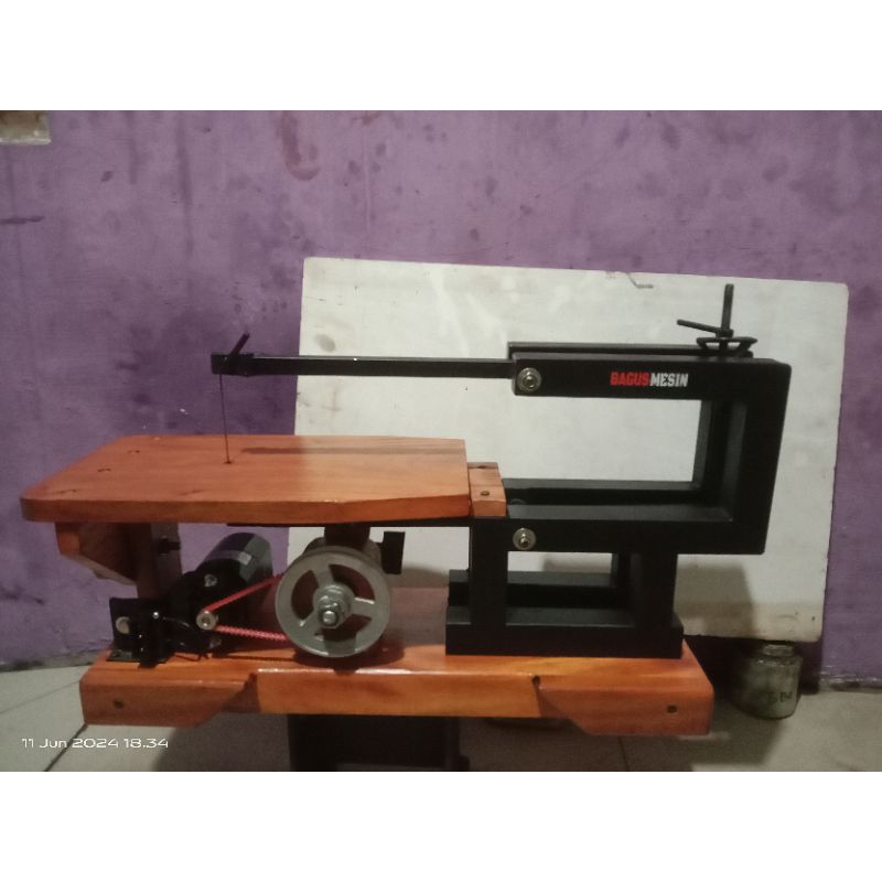 Jual Scroll saw mesin ukir mesin potong kayu dan akrilik | Shopee Indonesia