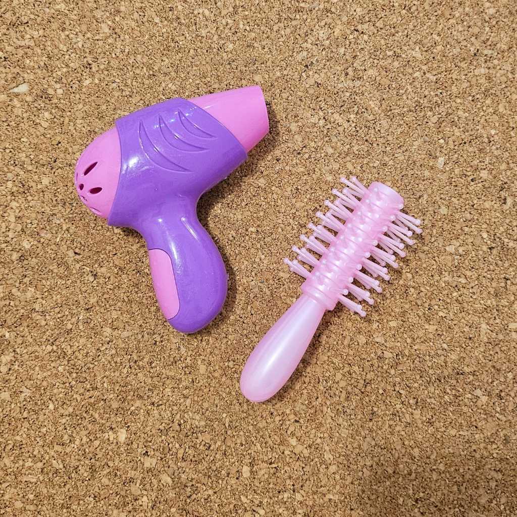 Jual [CornerShop] Baby Alive Sisir + Hair Dryer Mainan | Shopee Indonesia