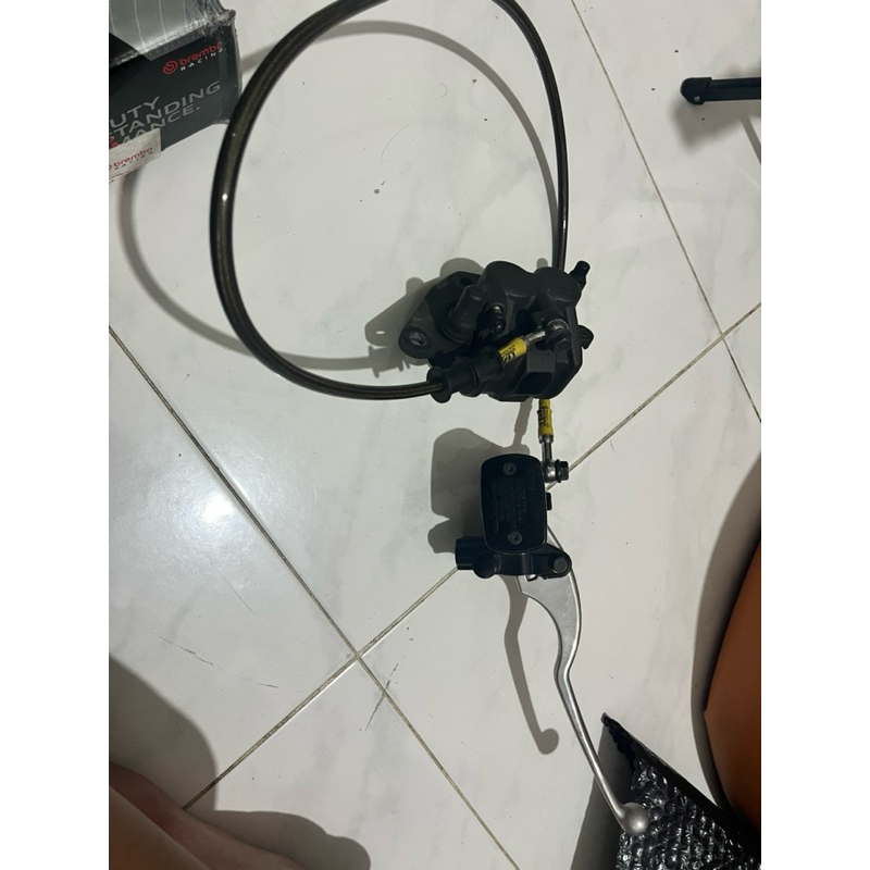 Jual di jual master rem dan kaliper depan yamaha r25 mt25 copotan motor ...