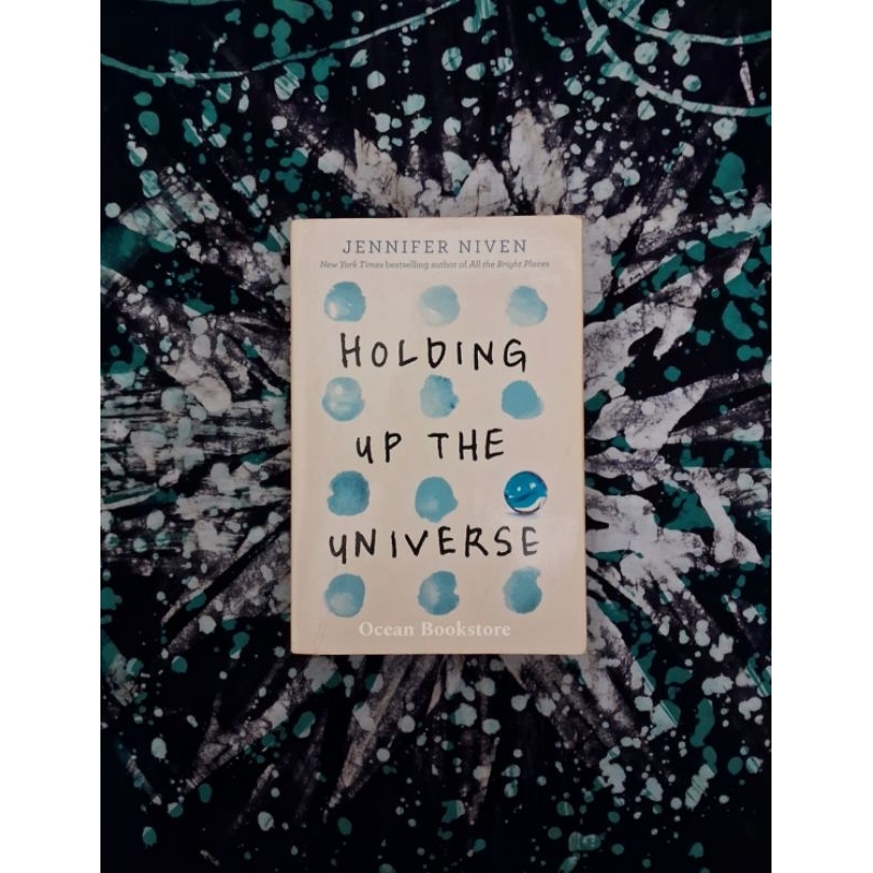 Jual Novel Preloved• Holding Up the Universe - Jennifer Niven (English ...