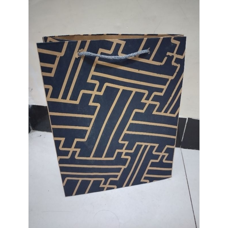 Jual PAPERBAG ukuran R6 20x10x25 Murah Kokoh Berkualitas paper bag tas ...