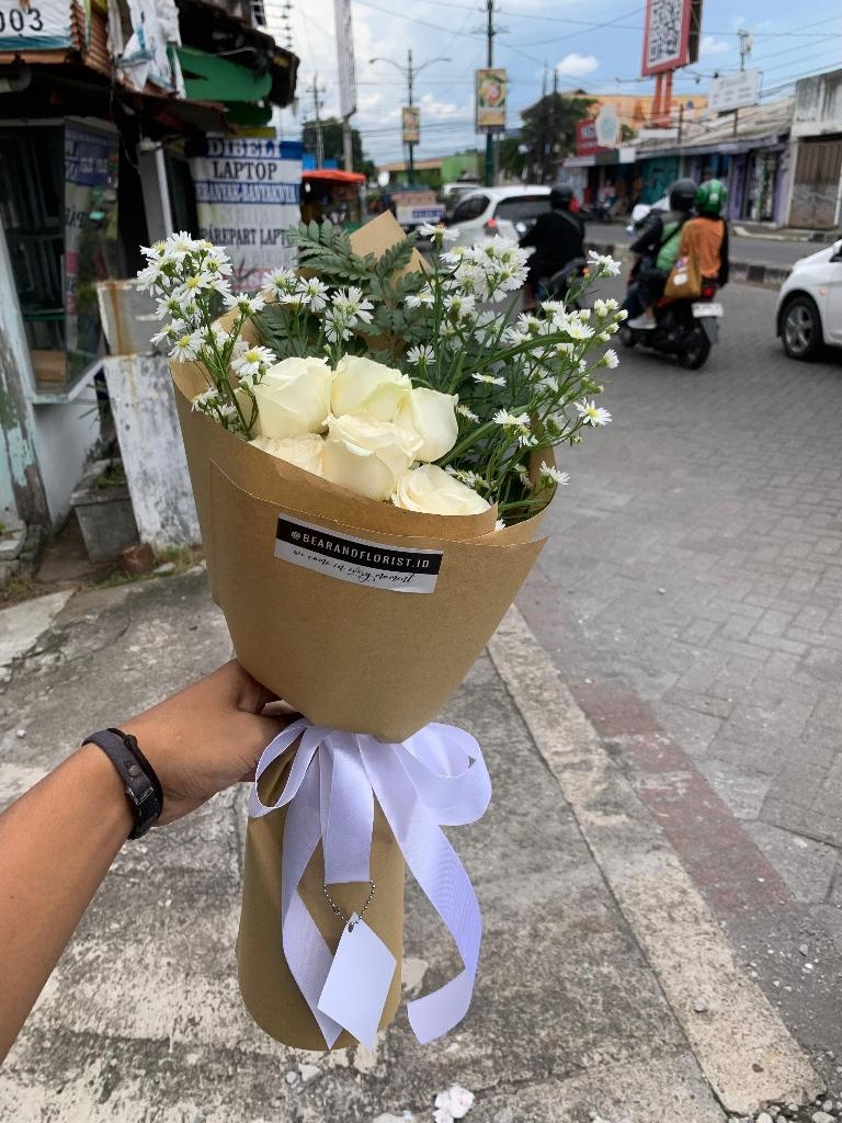 Jual BEAR AND FLO - Buket Bunga Mawar | Bouquet Bunga Segar | Buket Wisuda | Bouquet Anniversary ...