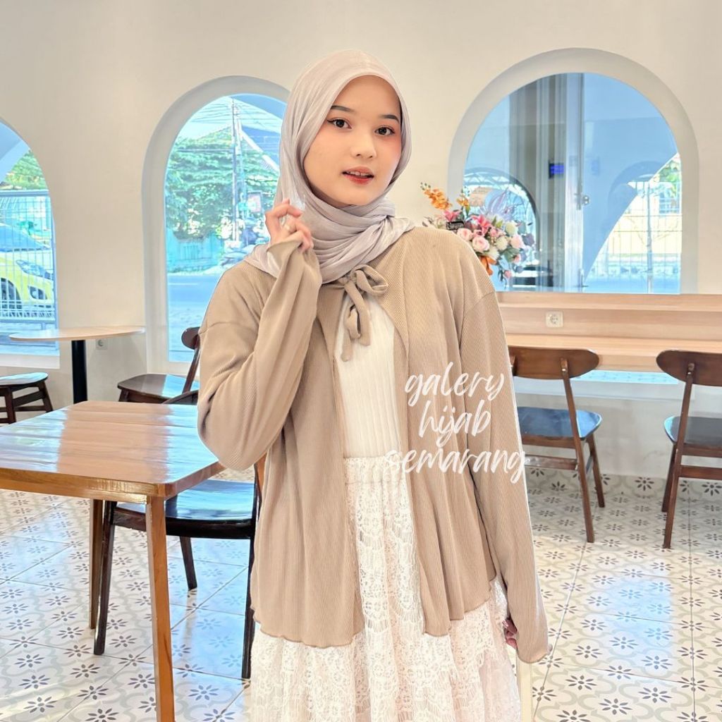 Jual Outer Wanita Korean Style Hijabers | Cardigan Oversize Tali Knit Wanita | outer Wanita Crop ...