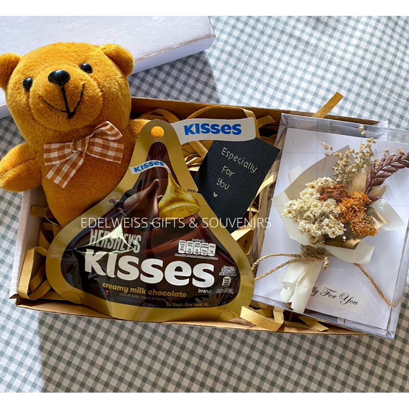 Jual GIFT BOX/ PREMIUM GIFT BOX - COKLAT KISSES /HADIAH VALENTINE ...