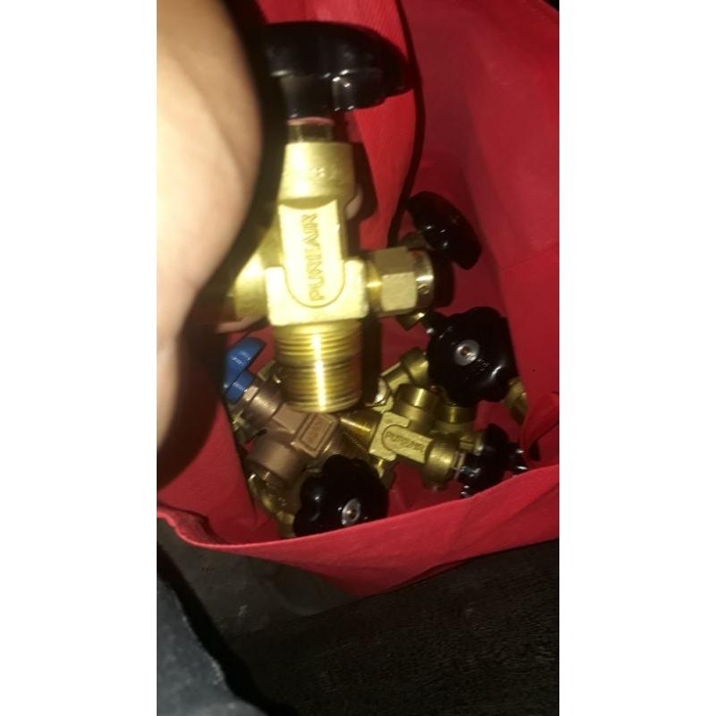Jual kran valve tabung, oksigen, nitrogen, argon dan helium merk pure ...