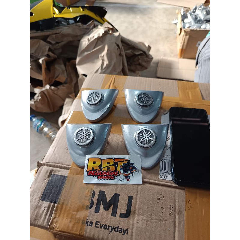 Jual Emblem Logo Panel Yamaha Fiz R Fis R Silver Hitam | Shopee Indonesia