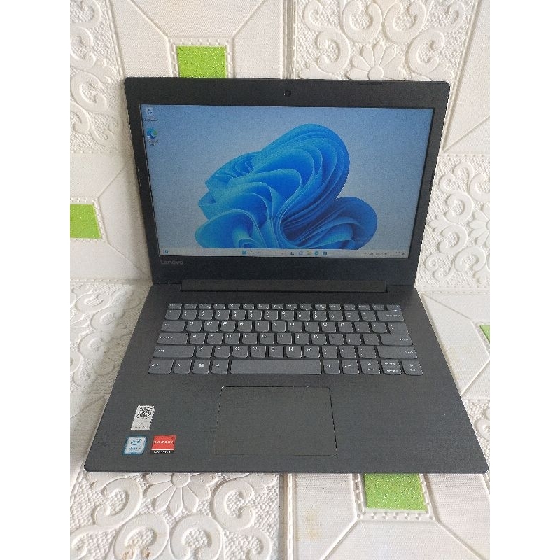 Jual Laptop Lenovo IdeaPad 330 14IKB core i5 gen 8 ram 4gb SSD 256gb | Shopee Indonesia