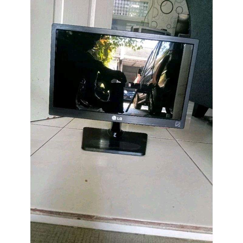Jual Monitor LCD/LED berbagai merk samsung, LG, Asus, wearnes benq dll ...