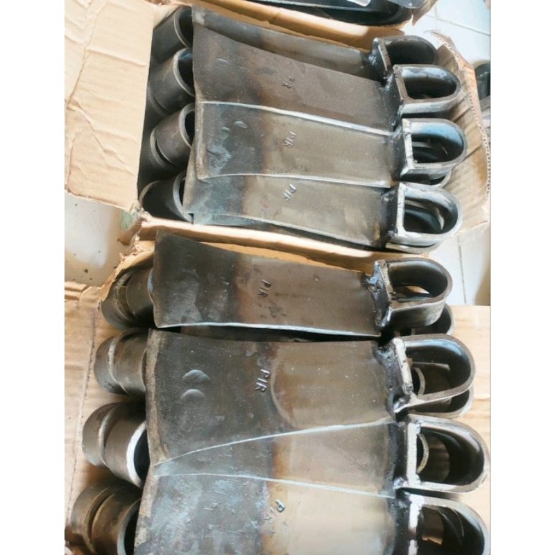 Jual CANGKUL / PACUL GANCO GALI TANAH TEBAL TAJAM & SUPER KUAT | Shopee ...