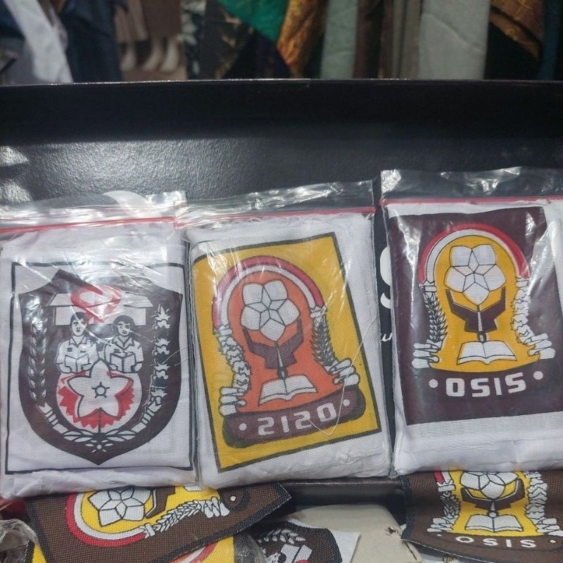Jual lambang seragam sekolah SD, SMP, SMA Sablon // Bet sekolah SD, SMP ...