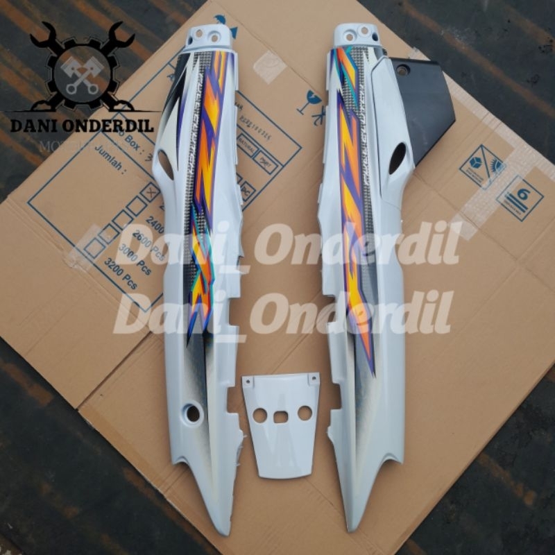 Jual cover body bagian belakang kanan kiri yamaha fizr F1ZR Poswan ...