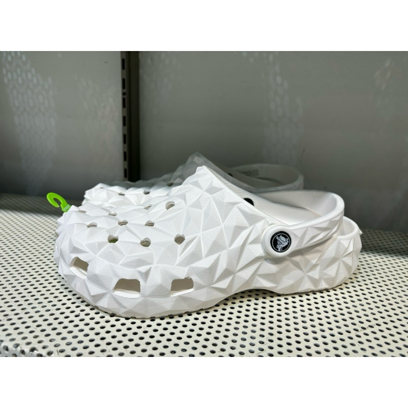 Jual CROCS CLASSIC UNISEX GEOMETRIC CLOG ORIGINAL(free jibbitz+tas ...