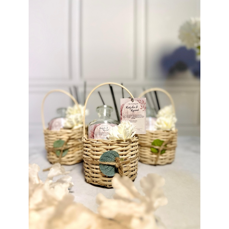 Jual SOUVENIR VIP AESTHETIC/SOUVENIR PERNIKAHAN/PENGAJIAN/REED DIFFUSER ...