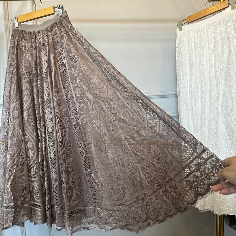 Jual Youngmoodis rok brokat import vintage skirt brocade | Shopee Indonesia