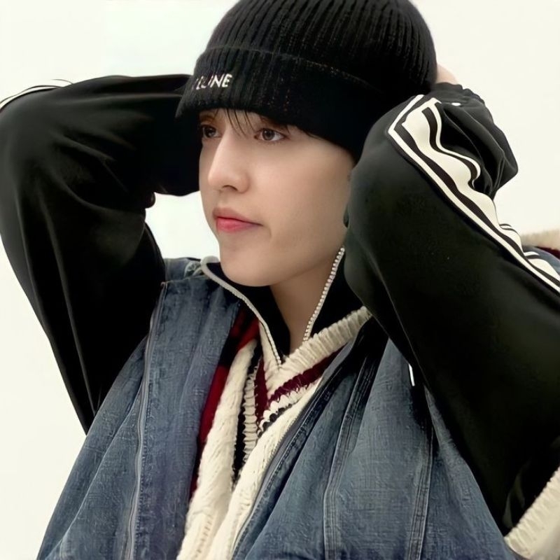 Jual Kertas gantengnya qaqa | Shopee Indonesia