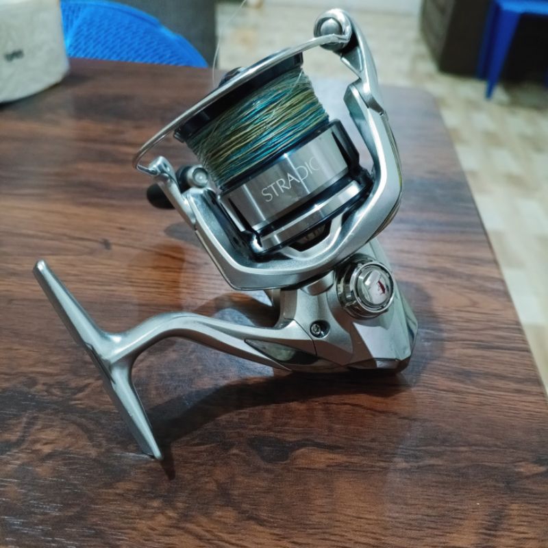 Jual Shimano Stradic FL 2500 HG + Full PE Daiwa J-Braid X8 (Batangan) | Shopee Indonesia