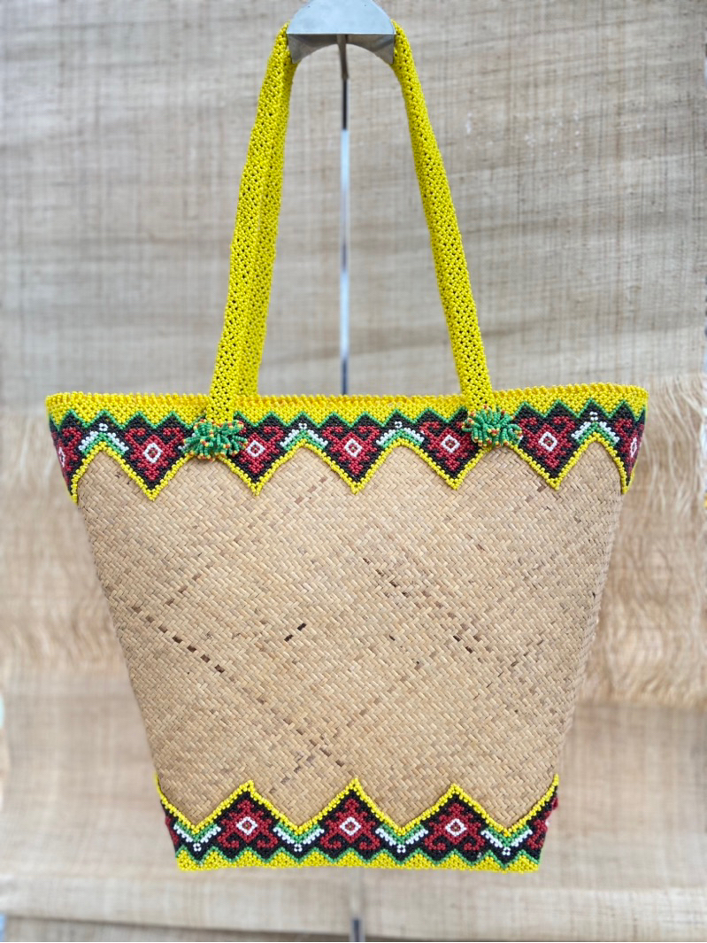 Jual Manika Kaltim - Tote Bag Rotan Manik Gunungan Dayak Kalimantan ...