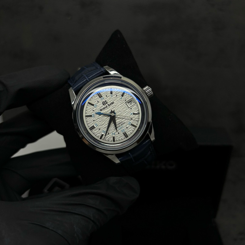 Jual Jam Tangan GS Mod Grand Seiko SBRGM White Navy Leather NH34 GMT ...