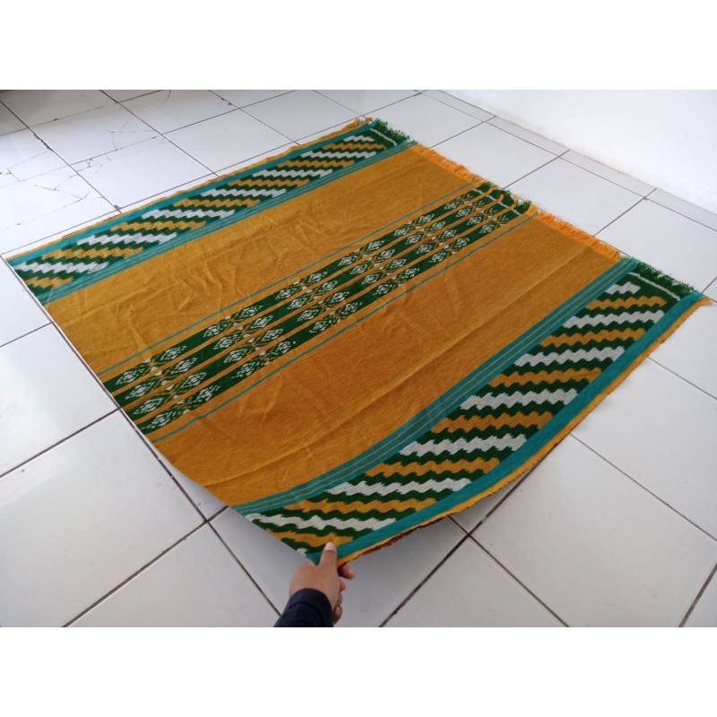 Jual Kain Tenun Corak Insang Pontianak Tenun Pontianak Tenun Kalbar ...