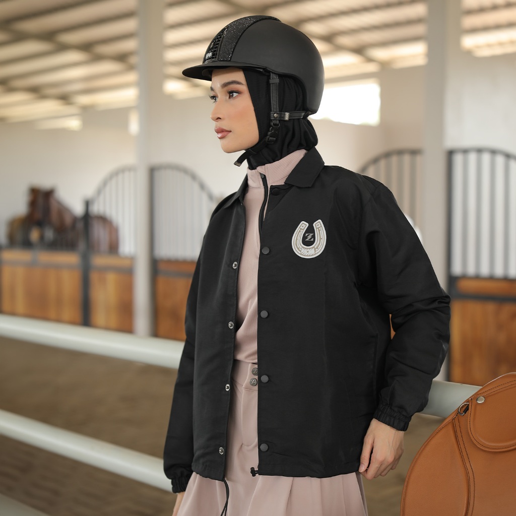Jual BREE JACKET ZASKIA SUNGKAR | Shopee Indonesia