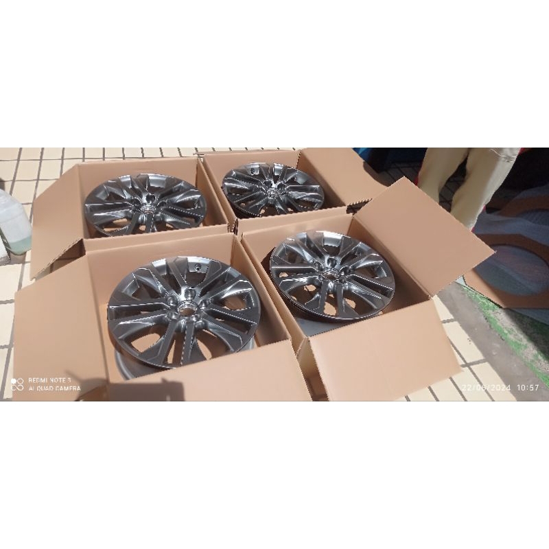 Jual Velg Innova Zenix Type Q R18 Original Toyota | Shopee Indonesia