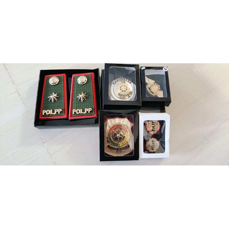 Jual Pangkat set kasat pol pp,pdh ,wing,tanjab,kewenangan,monogram ...