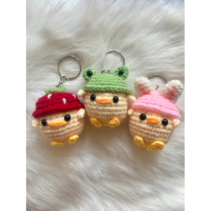 Jual Mini Duck w/ Hat Crochet Keychain | Gantungan Kunci Bebek Rajut ...