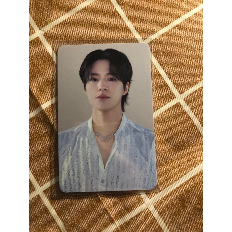 Jual OFFICIAL PC NCT ZONE (white royal) Jeno JASA KIRIM MENGGUNAKAN JNE ...