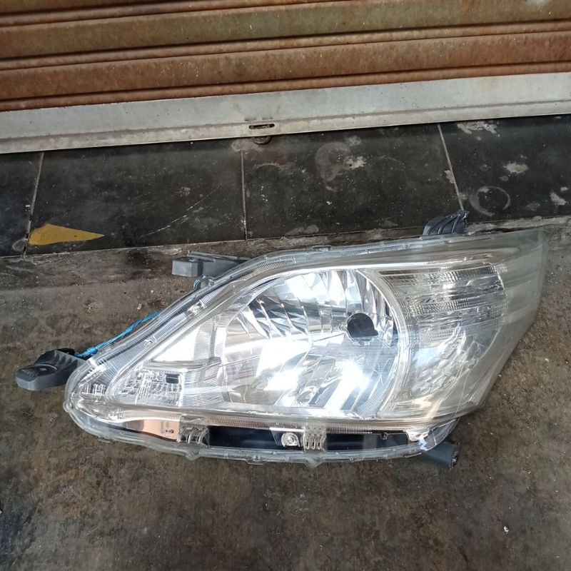 Jual HEADLAMP INNOVA GRAND 2012-2015 (KIRI) | Shopee Indonesia